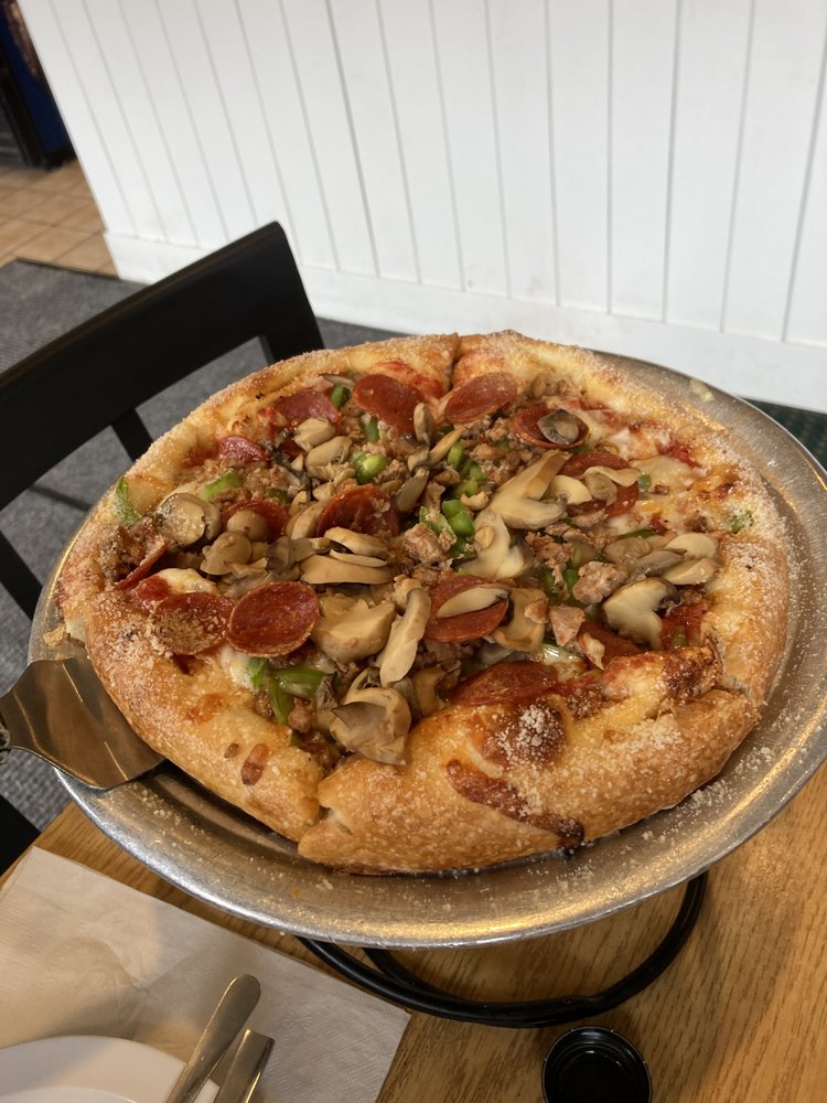 CRUST! CAFE AND PIZZERIA - Updated July 2025 - 39 Photos & 133 Reviews ...