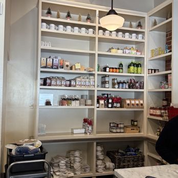 LITTLE FLOWER - Updated October 2025 - 890 Photos & 689 Reviews - 1424 ...