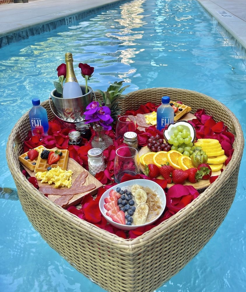 Floating Brunch ATL, Atlanta | Roadtrippers