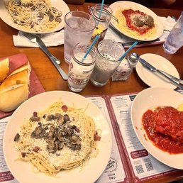 THE OLD SPAGHETTI FACTORY - Updated December 2025 - 3178 Photos & 879 ...
