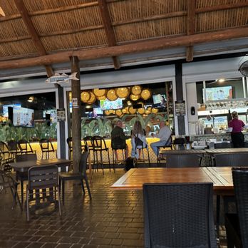 SNOOK’S BAYSIDE RESTAURANT & GRAND TIKI - Updated December 2024 - 1364 ...