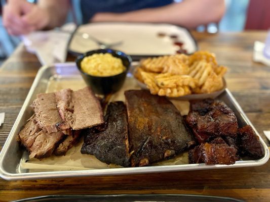 SAUCED BBQ & SPIRITS - Updated December 2025 - 397 Photos & 238 Reviews ...