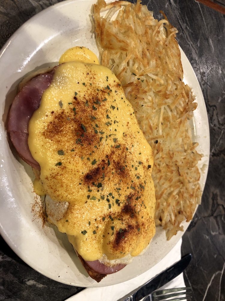 BIZZEE BEES CAFE & PIES - Updated November 2024 - 13 Photos - 8299 ...