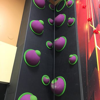 UPPER LIMITS ROCK CLIMBING GYM - CHESTERFIELD - Updated July 2025 - 40 ...