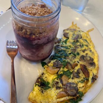 BLUE BENCH BRUNCHETTE - Updated May 2024 - 108 Photos & 95 Reviews ...