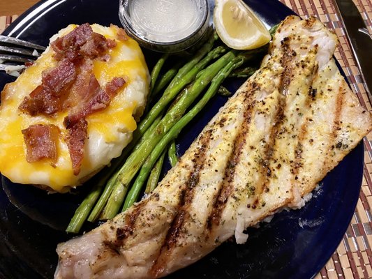 THE OUTRIGGER - Updated August 2024 - 31 Photos & 49 Reviews - 1013 US ...