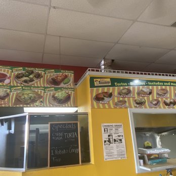 LOS BURRITOS - Updated December 2025 - 75 Photos & 117 Reviews - 2006 N ...