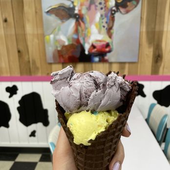 THE FROZEN BARN - Updated July 2025 - 23 Photos & 16 Reviews - 1106 ...