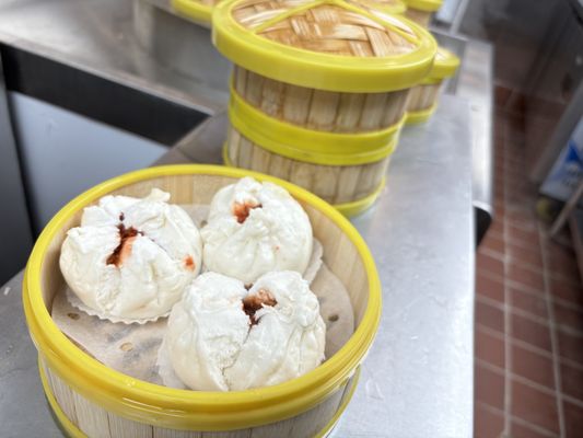 MING MUN - Updated October 2025 - 47 Photos & 21 Reviews - 196 Smith St ...