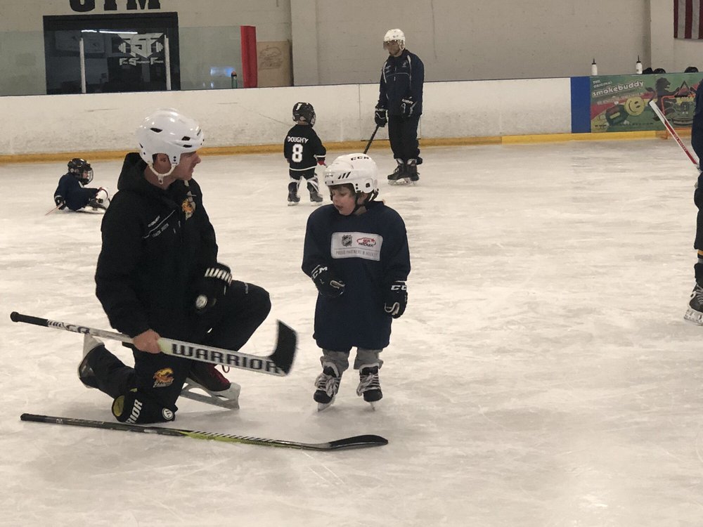 LA KING’S VALLEY ICE CENTER - 75 Photos & 109 Reviews - 8750 Van Nuys ...