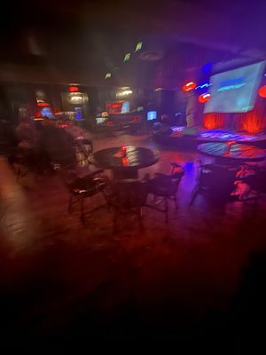 THE SHOWDOWN - Updated July 2025 - 29 Photos & 16 Reviews - 1195 SE ...