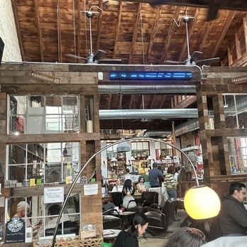 KIBBITZNEST BOOKS, BREWS & BLARNEY - Updated December 2025 - 448 Photos ...