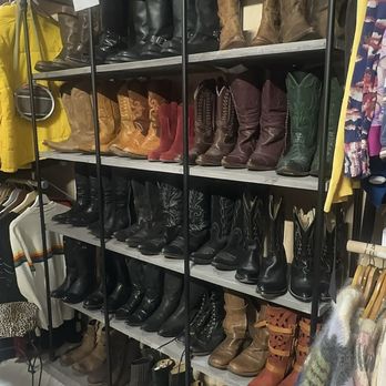 CONSIGNMENT CLASSICS - Updated January 2026 - 476 Photos & 115 Reviews ...