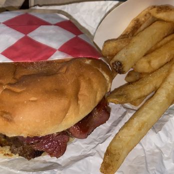 BURGER HAVEN - Updated January 2025 - 72 Photos & 65 Reviews - 916 ...