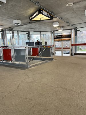 FINCH SUBWAY STATION - Updated December 2025 - 24 Photos & 20 Reviews ...