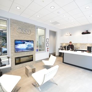 AUDI DOWNTOWN VANCOUVER - Updated January 2026 - 25 Photos & 36 Reviews ...