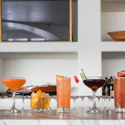 COMO - Updated July 2025 - 818 Photos & 475 Reviews - 1270 Carillon ...