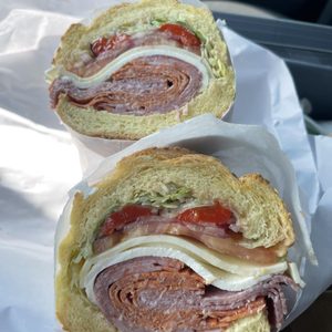 CHUBS BURGERS BURRITOS AND HEROES - 128 Photos & 141 Reviews - 625 ...