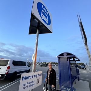 LAX CELL PHONE WAITING LOT - Updated December 2025 - 21 Photos & 42 ...