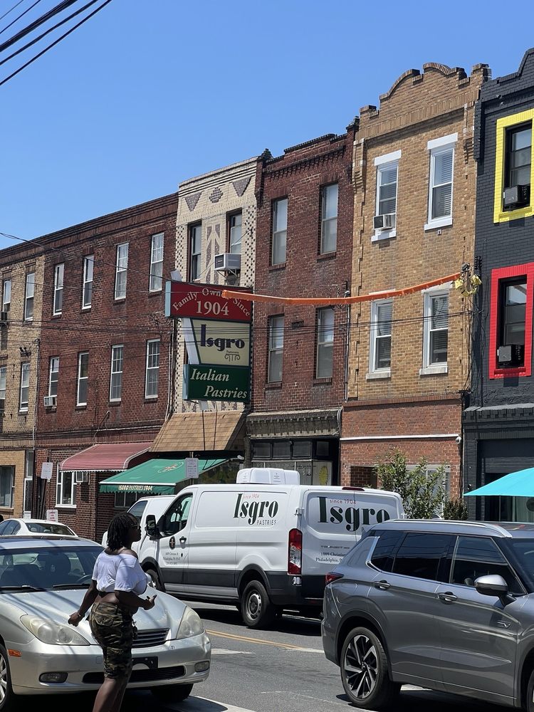 ISGRO PASTRIES - Updated February 2025 - 681 Photos & 599 Reviews ...