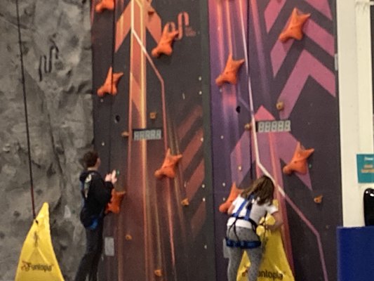 FUNTOPIA NAPERVILLE - Updated December 2025 - 58 Photos & 79 Reviews ...