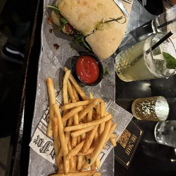 THE STATE - Updated March 2025 - 2177 Photos & 1684 Reviews - 7900 Kew ...