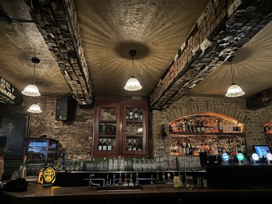 WHITES TAVERN - Updated October 2025 - 119 Photos & 86 Reviews - 2-4 ...