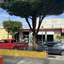 CAFÉ 413 - Updated September 2024 - 216 Photos & 145 Reviews - Calle ...