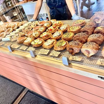 FAT PEACH BAKERY - Updated August 2025 - 74 Photos & 31 Reviews - 2907 ...