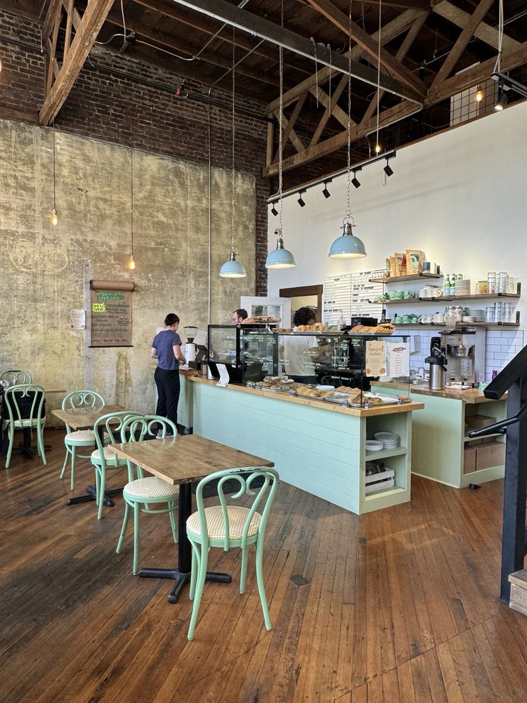 LAZY LADY BAKING - Updated December 2025 - 29 Photos & 14 Reviews - 133 ...