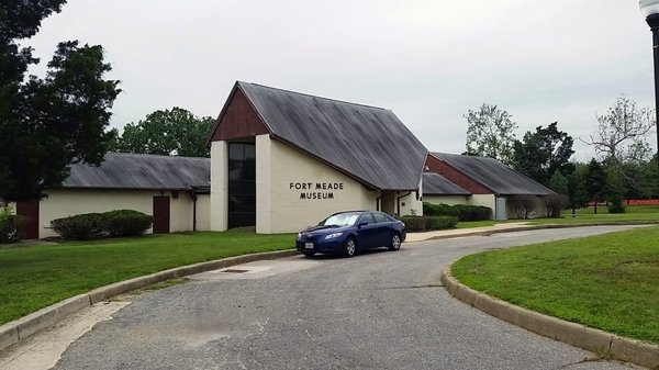 FORT GEORGE G MEADE MUSEUM - Updated August 2025 - 4674 Griffin Ave ...