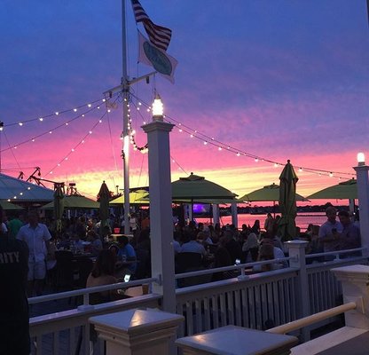 THE WHARFSIDE PATIO BAR - Updated July 2025 - 223 Photos & 249 Reviews ...
