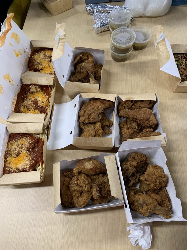 PIZZA TELEFONO - Updated August 2025 - 74 Jupiter Street, Makati, Metro ...