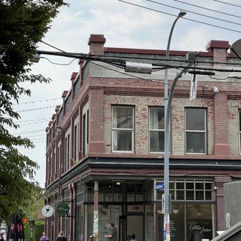 LITTLE JUNE - Updated December 2025 - 12 Photos - 1301 Gladstone Avenue ...