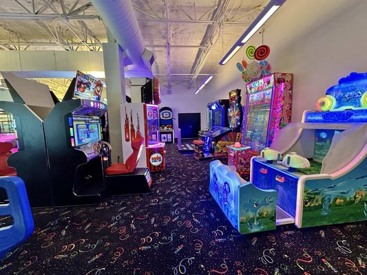 KID MANIA - Updated July 2025 - 68 Photos & 74 Reviews - 9101 Tehama ...