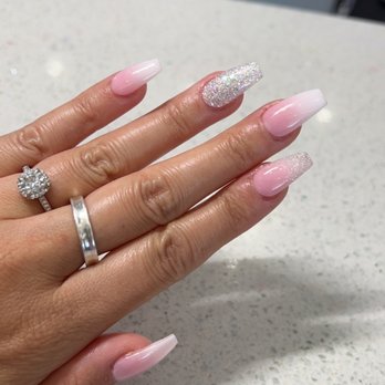 UPSCALE NAILS BAR - MANSFIELD - Updated January 2026 - 12 Reviews ...