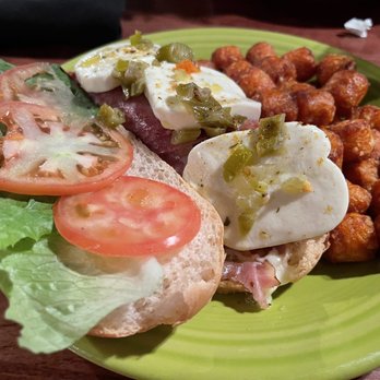 THE MONARCH - Updated July 2024 - 214 Photos & 325 Reviews - 579 W ...