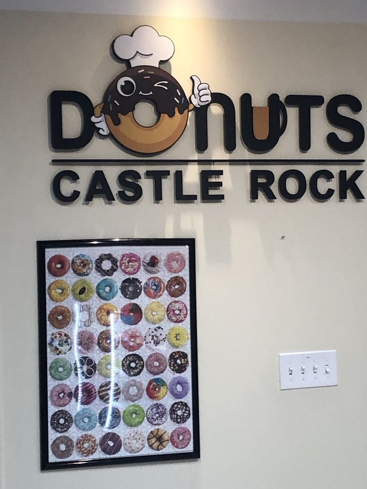 CASTLE ROCK DONUTS - 24 Photos & 43 Reviews - Donuts - 300 W Allen St ...