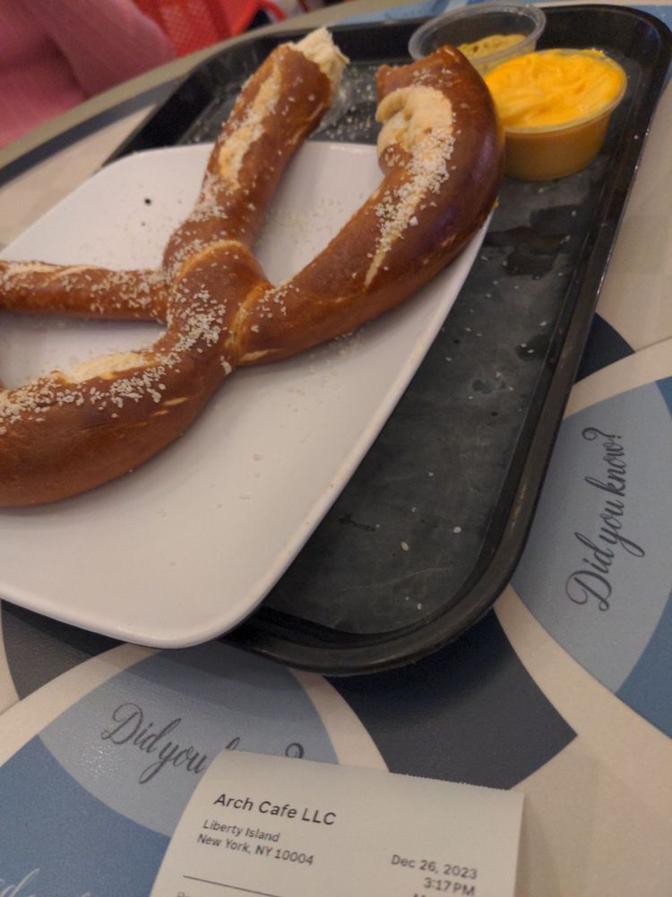 THE ARCH CAFE - Updated July 2024 - 21 Photos & 18 Reviews - 11 N 4th ...