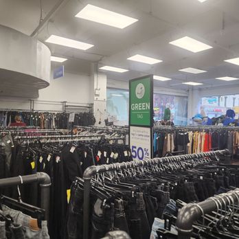 GOODWILL NYNJ STORE & DONATION CENTER - Updated September 2025 - 50 ...