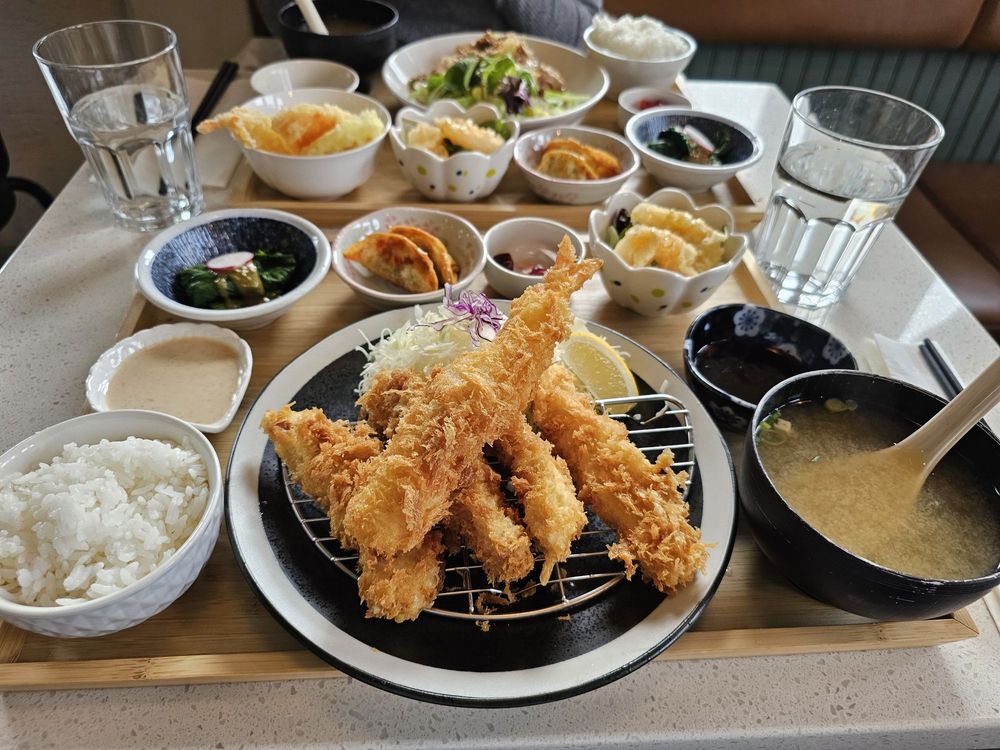 KAPPO MARTA - Updated August 2025 - 14 Photos - 1600 Bay Street, Victoria, British Columbia ...