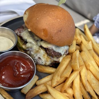 NIDO - Updated July 2025 - 736 Photos & 321 Reviews - 1211 W Riverside ...