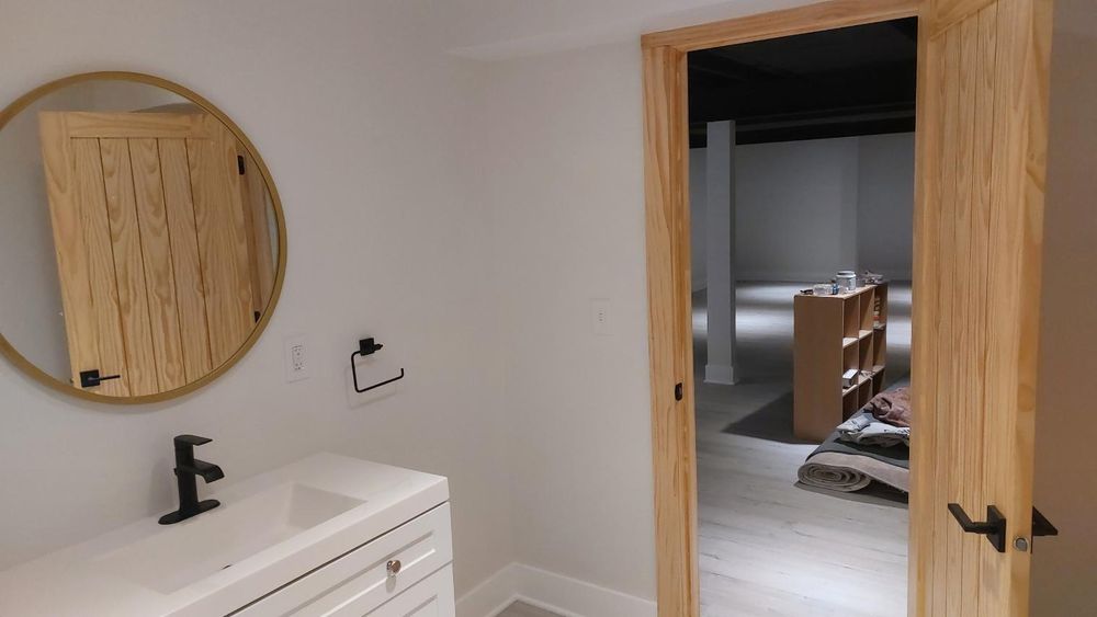 RAISE THE BARR CONSTRUCTION - Updated December 2025 - 24 Photos - Warren, Michigan - Siding ...