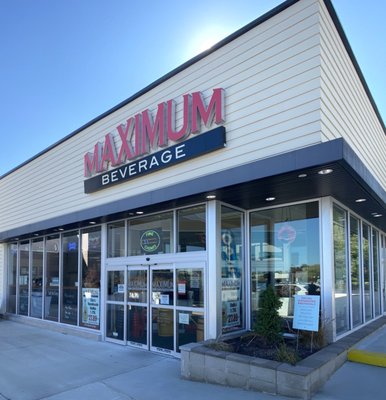 MAXIMUM BEVERAGE - Updated September 2024 - 164 Photos & 51 Reviews ...