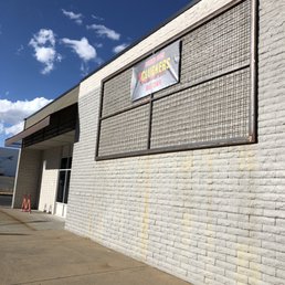 CLUCKERS - Updated June 2025 - 210 Photos & 117 Reviews - 600 S Center ...