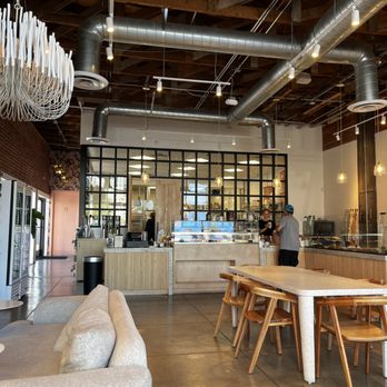 A FLOUR SHOP - Updated July 2024 - 102 Photos & 60 Reviews - 803 N 7th ...