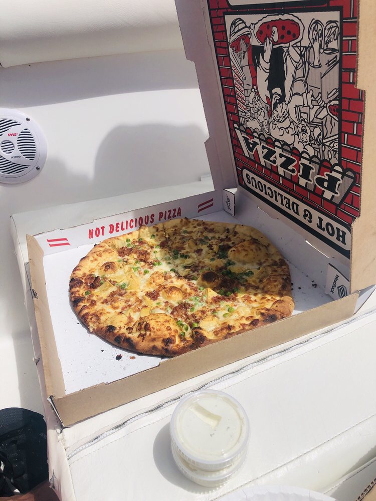 PIZZA PI VI - 33 Photos & 25 Reviews - Christmas Cove, Charlotte Amalie ...