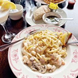 PESTO’S ITALIAN RESTAURANT - Updated January 2026 - 131 Photos & 244 ...