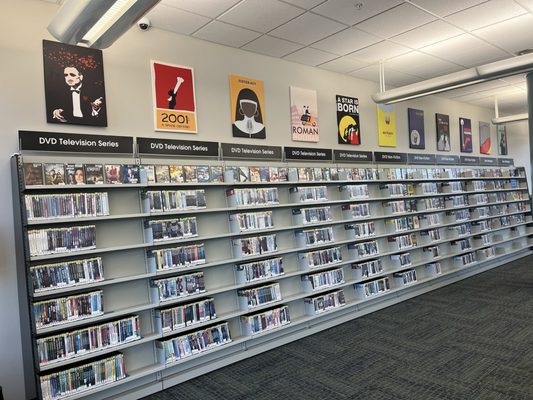 MISHAWAKA-PENN-HARRIS PUBLIC LIBRARY - Updated December 2025 - 15 ...