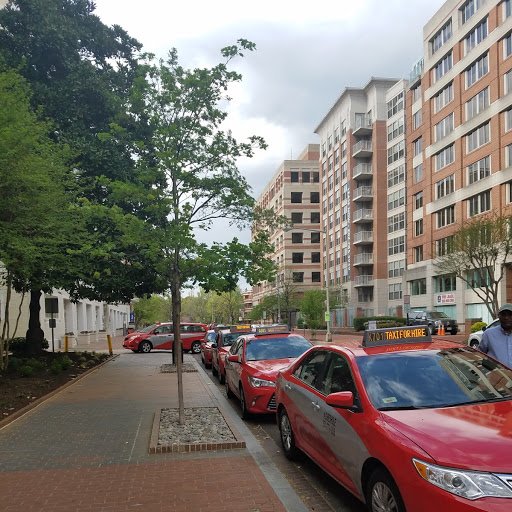 RED CAB DC - Updated August 2024 - 15 Reviews - 928 Sheperd St NW ...